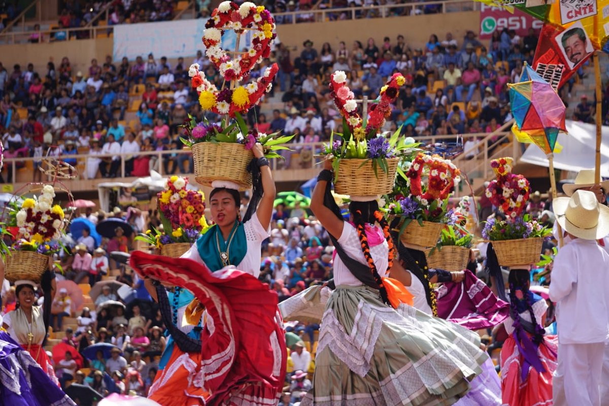 Oaxaca Indigenous People The Oaxaca 'people's Festival' Celebrates